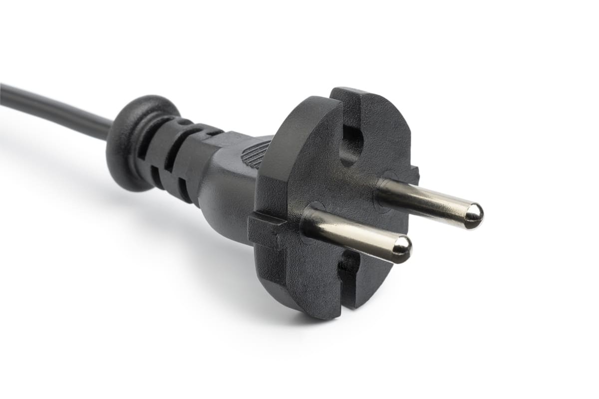 Tomada na Europa: veja qual é o plug e adaptadores compatíveis