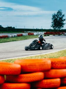Onde andar de kart no Rio de Janeiro: 5 pistas para conhecer